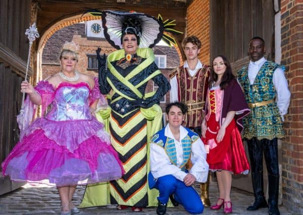 New Wimbledon Theatre Have Announced Their Magical Christmas Panto Cast