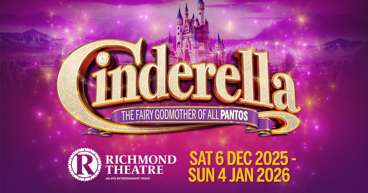 Crossroads Pantomimes' Cinderella (Richmond Theatre)